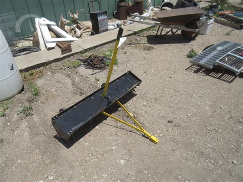 Yardworks Pull Behind Thatcher Other Online Auction Results