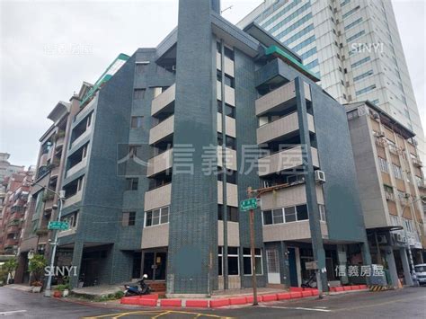 高雄市新興區錦田路店面近信義國小站邊間店面 房屋出租 樂屋網
