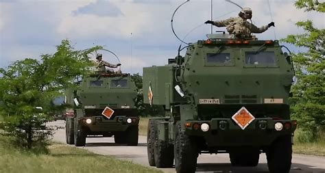 머리 끝까지 화가난 푸틴 우크라이나 다연장로켓 미사일에 러시아 헬기 초토화 군사돋보기