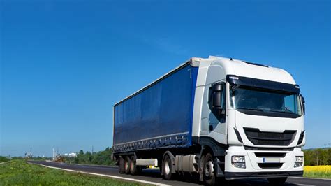 Differentiating Lcvs And Hgvs Key Considerations Geotab