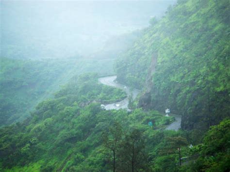Maharashtra Rain आता फक्त गडगडाट रविवार मात्र मुसळधार पावसाचा