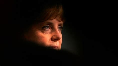 Merkel Memoiren Warum Die Kanzlerin Putin Bier Aufs Zimmer Brachte