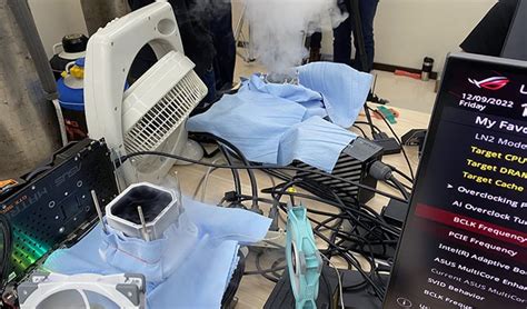 Asus Overclocks Intel 13th Gen Raptor Lake Core I9 Cpu To A Blazing 9ghz World Record Hothardware