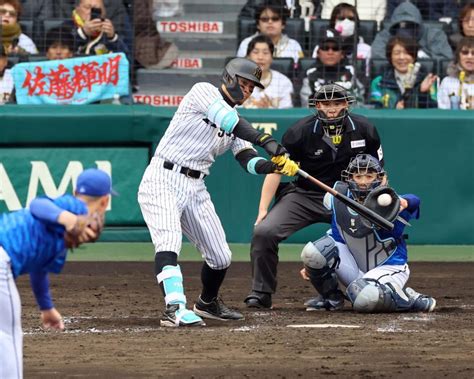 阪神 好調の佐藤輝が2点適時二塁打 Op戦打率・667 大山も2戦連続タイムリーで好調維持阪神タイガースデイリースポーツ Online