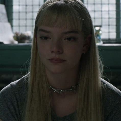 Pin By Yiweisen On Pfp Anya Joy Anya Taylor Joy Kylie Jenner Album