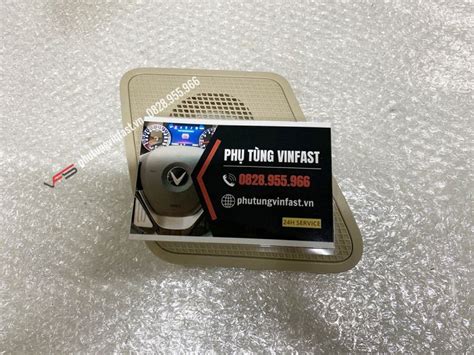 Tấm nhựa che loa bên trái Vinfast Lux ASăn Hàng Giá Tốt Phụ Tùng Vinfast