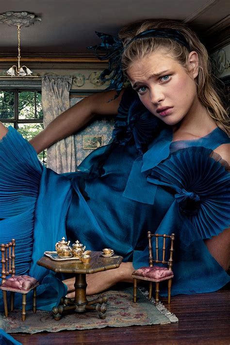 Why Alice In Wonderland Is The Most Enduring Muse In Fashion Annie
