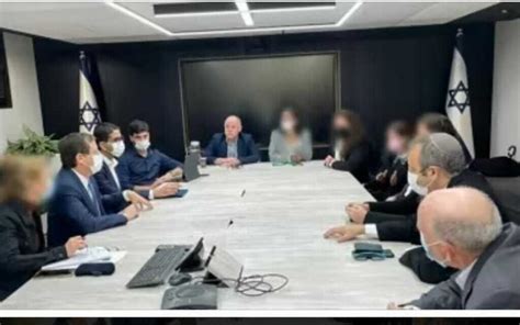 Female Jewish Leaders Sue Haredi News Site For Blurring Their Faces