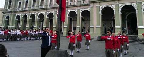 Escuela Secundaria Y De Bachilleres Vicente Guerrero