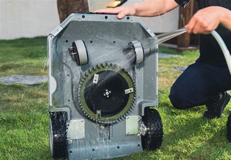 Heisenberg Lawnmeister H1 Mähroboter Startet Mit Diebstahlsicherung