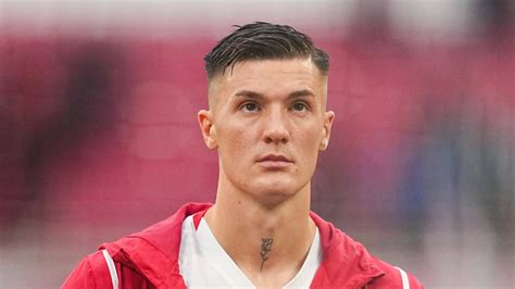 Manchester United Faz Proposta Superior A R 500 Milhões Por Sesko