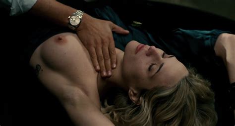 Watch Online Laura Chiatti Manuale Dam3re 2011 HD 1080p
