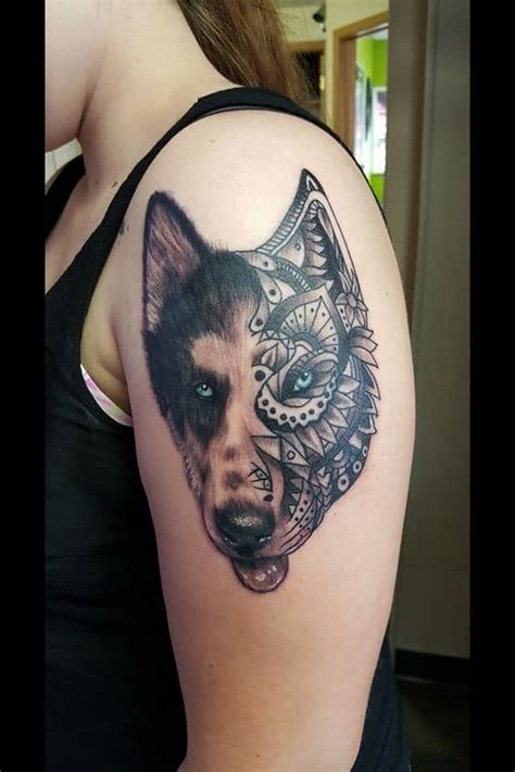 Husky na ramieniu wzory tatuażu Wzory tatuaży i inspiracje