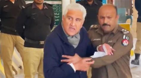 Pti Urges Top Court To Take Suo Motu On Shah Mahmood Qureshis Arrest