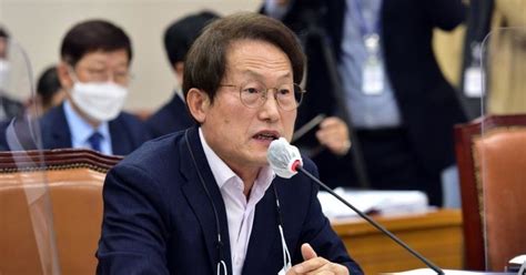 국정감사 답변하는 조희연 서울시교육감