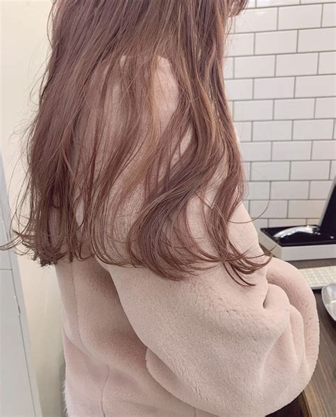 ピンクブラウン ロング By Louwe 立川【ローウェ】 ヘアスタイリング 髪色 ピンク 髪色 ハイライト