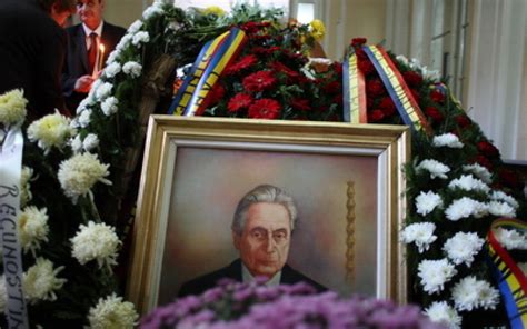 Ion Diaconescu Aproape Singur Pe Ultimul Drum Prea Putini Oameni Si