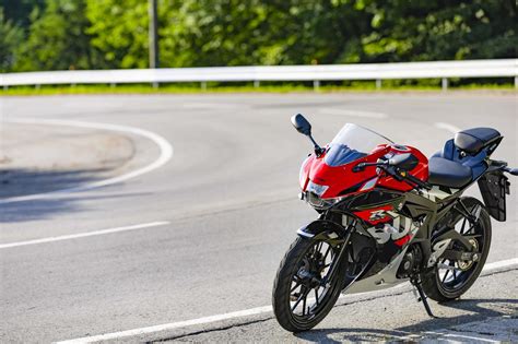 最強125ccスポーツ『gsx R125』は2022モデルで新たな武器を手に入れたのかも【suzuki Gsx R125（2022）／試乗