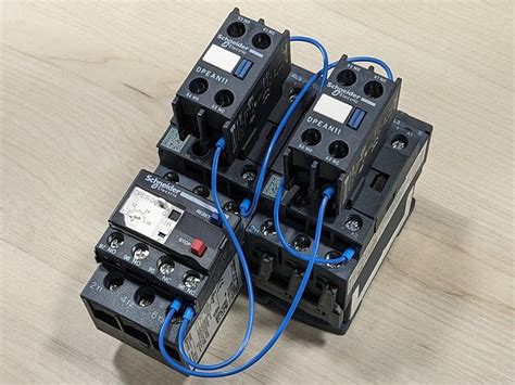 What Is An Electrical Interlocking Circuit Education Digikey Techforum An Electronic