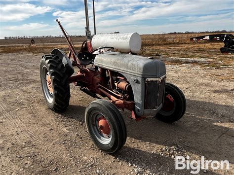 1944 Ford 9n 2wd Tractor W Boom Agriculture Bigiron