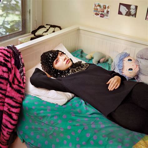 At 18 Tavi Gevinson Is A Fashion Veteran—and A Broadway Rookie