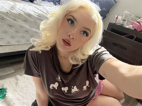 TW Pornstars 2 Pic GIA OHMY FL LOCAL Twitter Getting Ready To