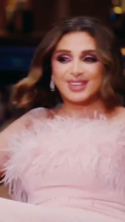 شوف الفنانه انغام للمطرب هشام عباس 👈ابني عمر كان مبيكولش الا على اغانيك