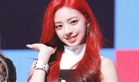 5 Female K Pop Idols With Stunning Physique Born After 2000 Trends