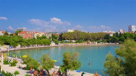 Playa De Bacvice En Split Dalmacia Expedia