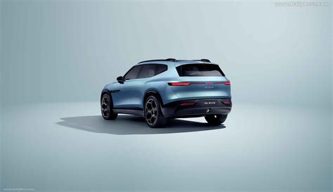 2025 Volkswagen Id Evo Concept Full Size Electric Suv Featuring An