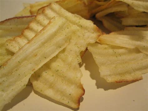 Gluten Views Arico Cassava Crisproot Ridged Cassava Root Chips Thai Ginger