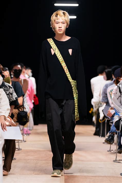 Kudos Soduk Tokyo Spring 2023 Fashion Show Vogue Fashion Fashion