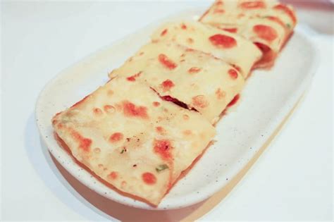 台北「味鼎蛋餅」チーズ入り蛋餅と鹹豆漿の台湾朝ごはん ぱいせー台湾