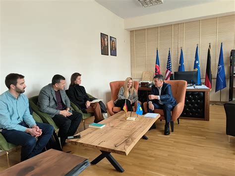 Takim Me Kryetarin E Junikut Cede