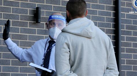 Mark Buddle In Laws Of Fugitive Bikie Boss Have Their Sydney Business Raided Daily Telegraph