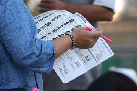 Cierran Los Centros De Votación En La Mayoría Del Territorio De México