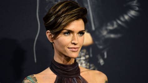 Ruby Rose Shows Off Slender Body In Elie Saab Gown