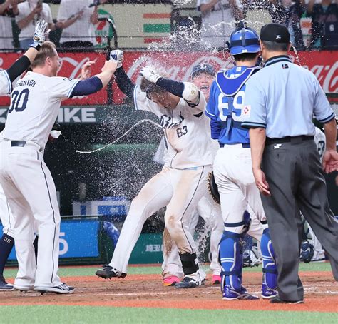 【西武】長谷川信哉がプロ初のサヨナラ弾「気持ちよかったです」 スポーツ報知
