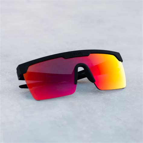 Two Svge Premium Sunglasses And Eyewear Prime Collection
