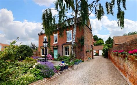 Property Valuation Launceston House Main Street Farnsfield Newark