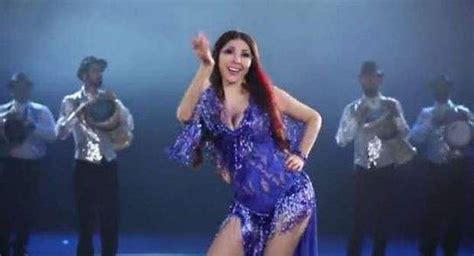 بعد وفاتها بكورونا محطات في حياة الراقصة المحتشمة ناريمان عبود