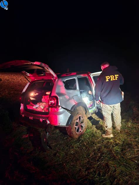 Prf E Bm Aprendem Mais De Meia Tonelada De Maconha E Recuperam Veículo