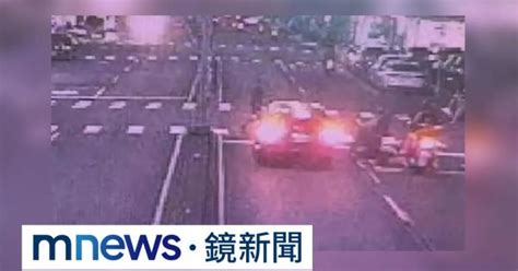 闖紅燈釀汽機車追撞 不適用行人「帝王條款」！｜鏡新聞