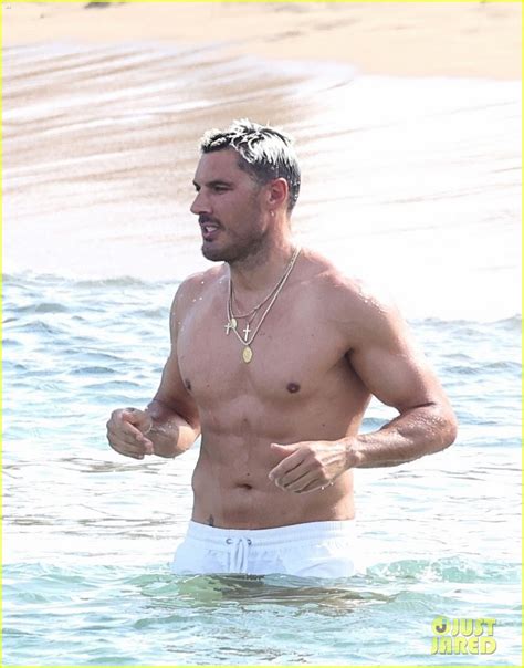 Chrishell Stause And Spouse G Flip Hit The Beach With Shirtless Chris