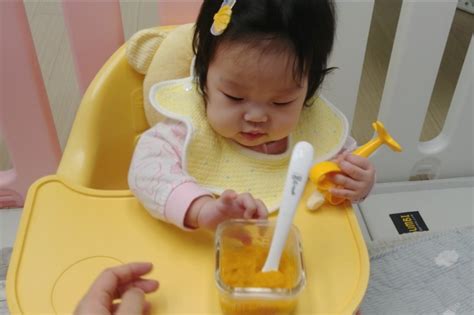 6개월 아기 치발기 유피스 스텝업 치아발육기 And 베이비앤아이 바나나 실리콘 치발기 사용후기 네이버 블로그