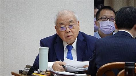 賴士葆轟全民發6千現金廣宣7400萬 獨厚特定媒體綁樁？ 壹蘋新聞網 Line Today