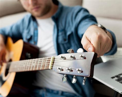 First Basic Guitar Lessons For Adult Beginners Sound Artist