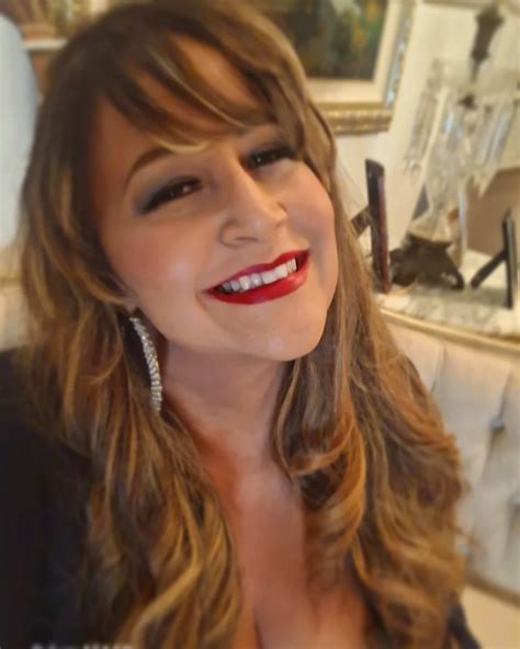 Liz Singer Lizsingeroficial • Instagram Photos And Videos