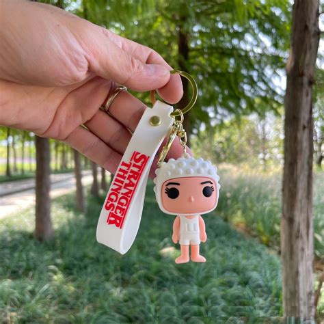 Chaveiro Boneco De Borracha Onze Eleven 11 Roupa De Teste Temporada 4