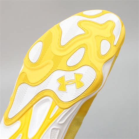 Under Armour Mens 20 Micro G Anatomix Spawn Yellow Gem